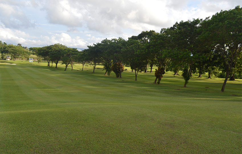 AKR GRAND KAWANUA GOLF CLUB (formerly Wenang Golf Course)